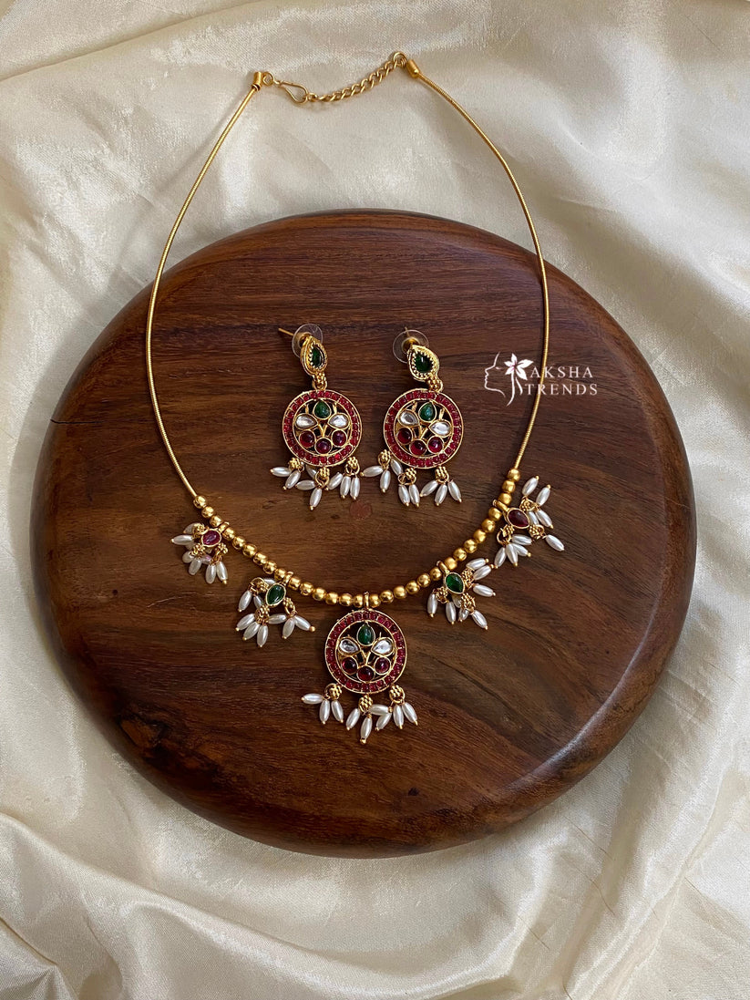 Invisible chain with kemp pearls – Aksha Trends